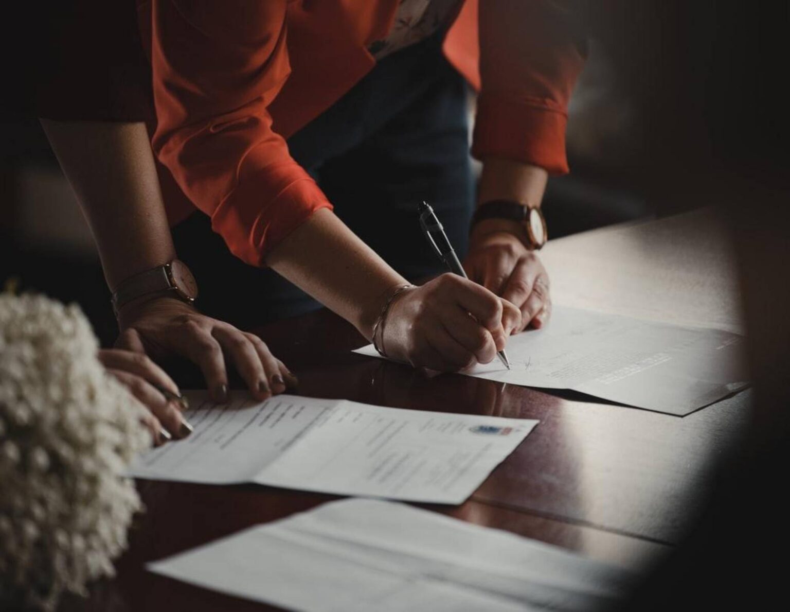 Contract Signing: Follow This Checklist to Protect Your Business ...
