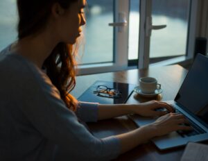 6 Automated Email Examples for Client Onboarding | HoneyBook